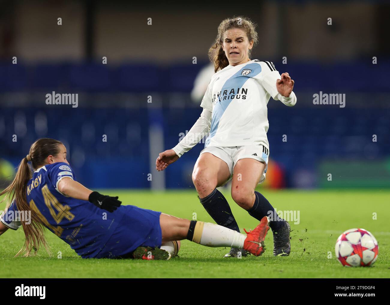 London, UK. 23rd Nov, 2023. Daphne Corboz of Paris FC is challenged by ...