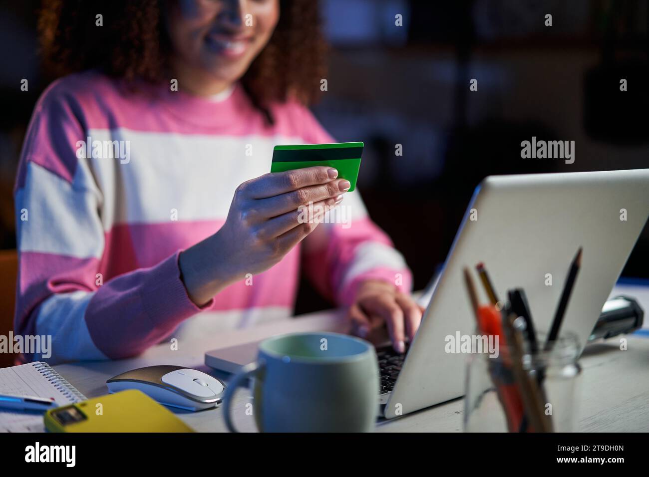 Focused and unfocused hi-res stock photography and images - Alamy