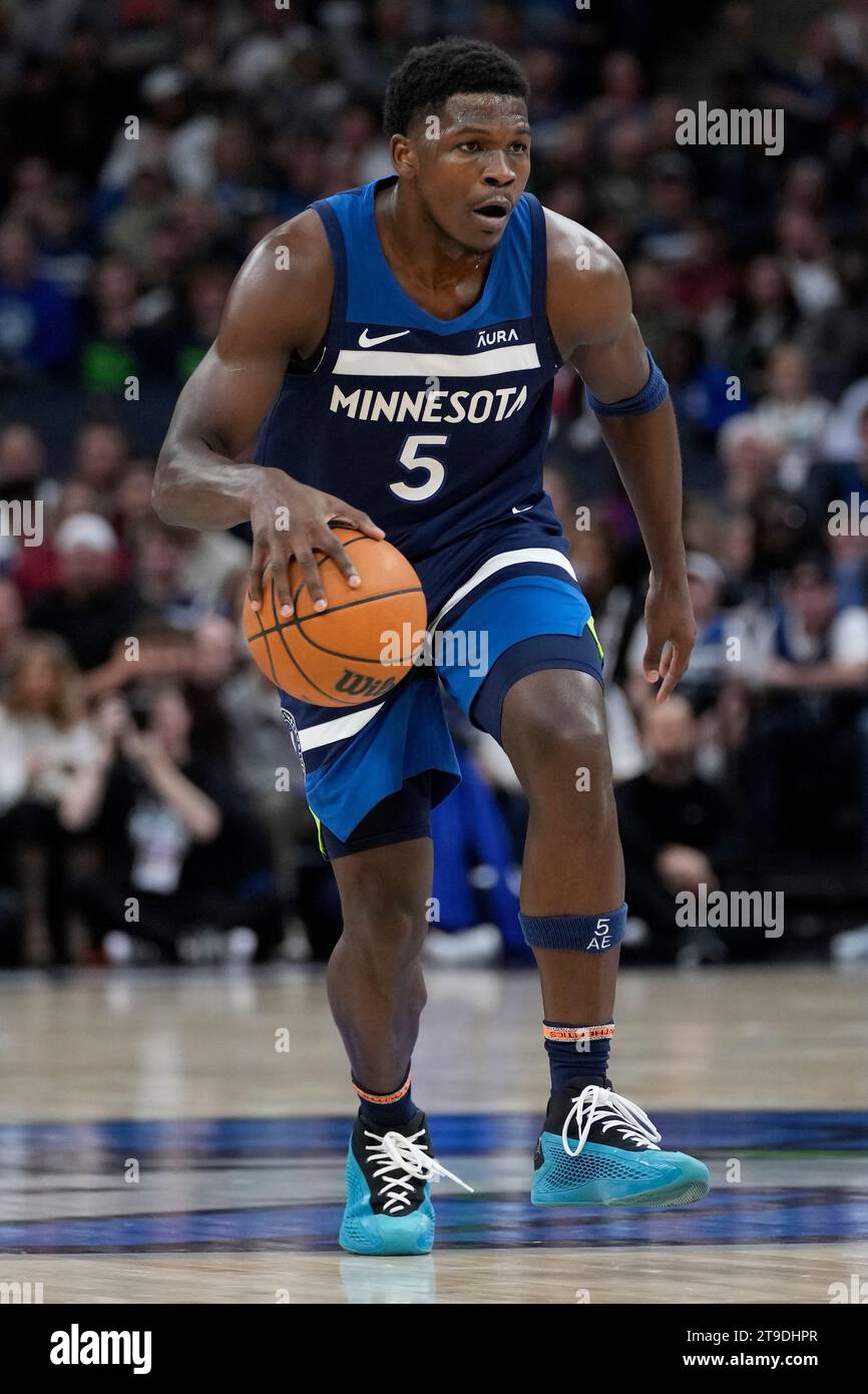 Minnesota Timberwolves guard Anthony Edwards (5) dribbles down the ...