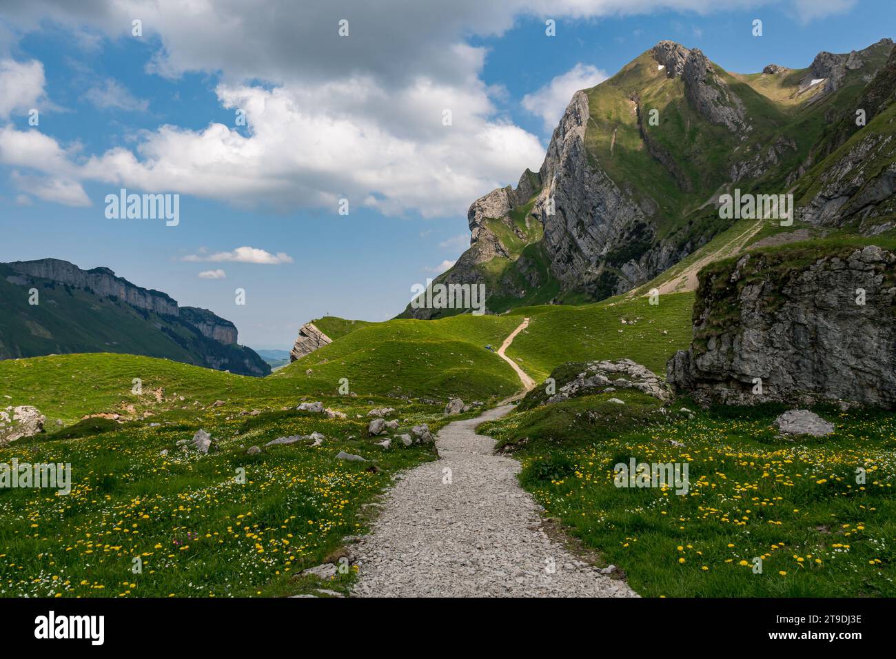 Wonderful hike in the Alpstein mountains from Wasserauen to Meglisalp ...