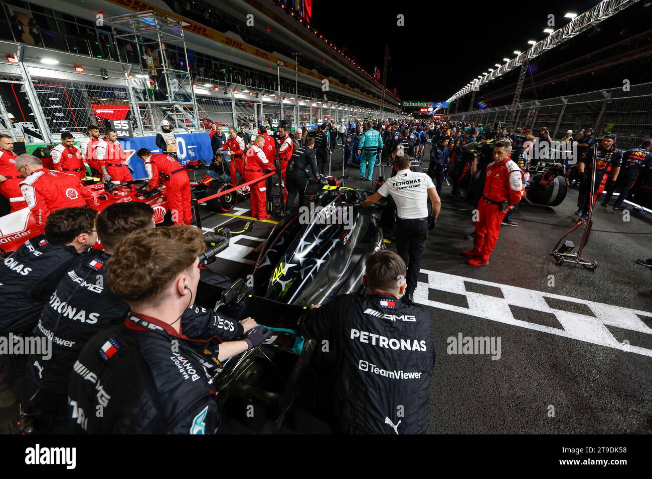 Las Vegas, USA. 18th Nov, 2023. #44 Lewis Hamilton (GBR, Mercedes-AMG ...