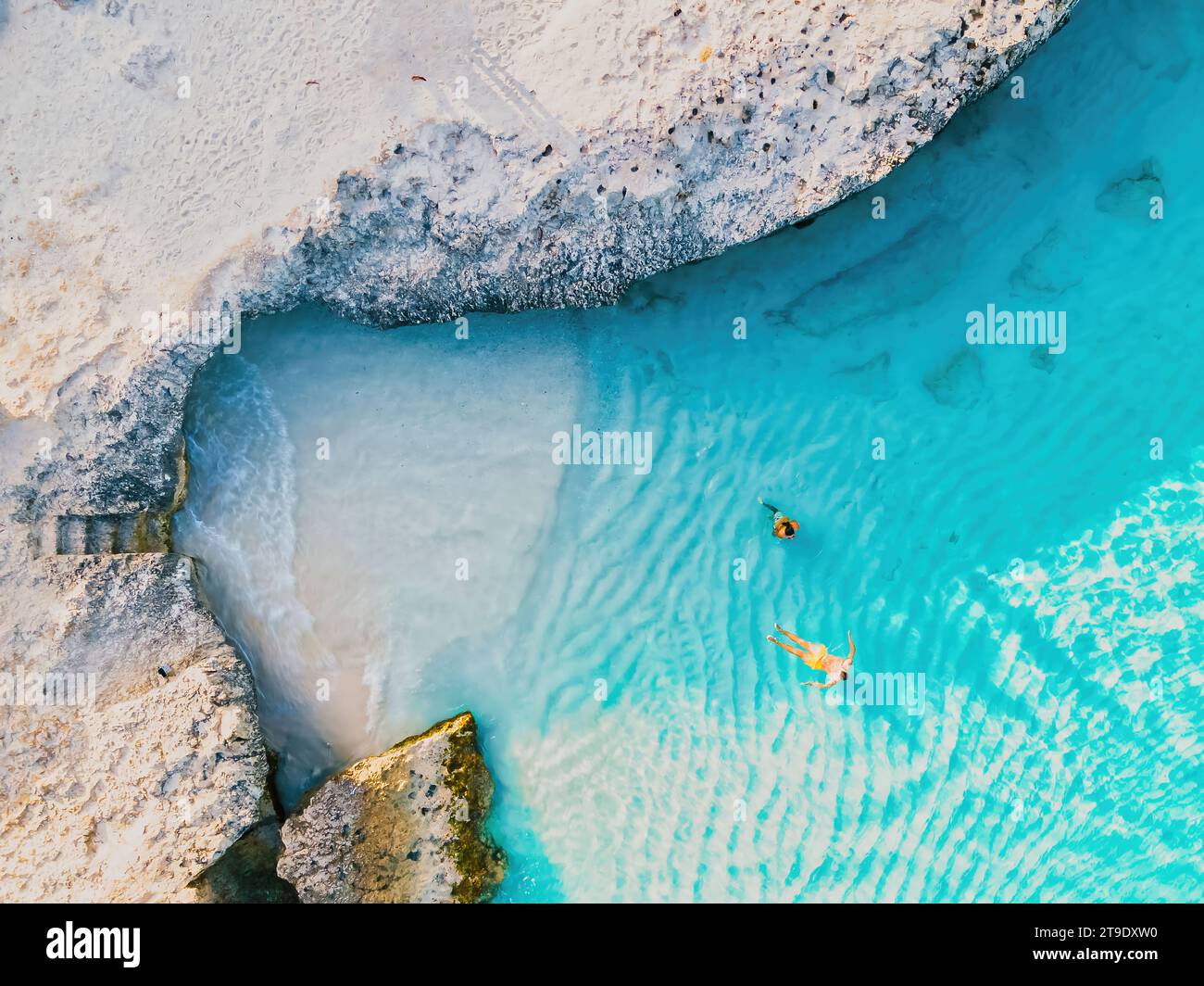Tres Trapi Steps Triple Steps Beach in Aruba a popular beach among ...