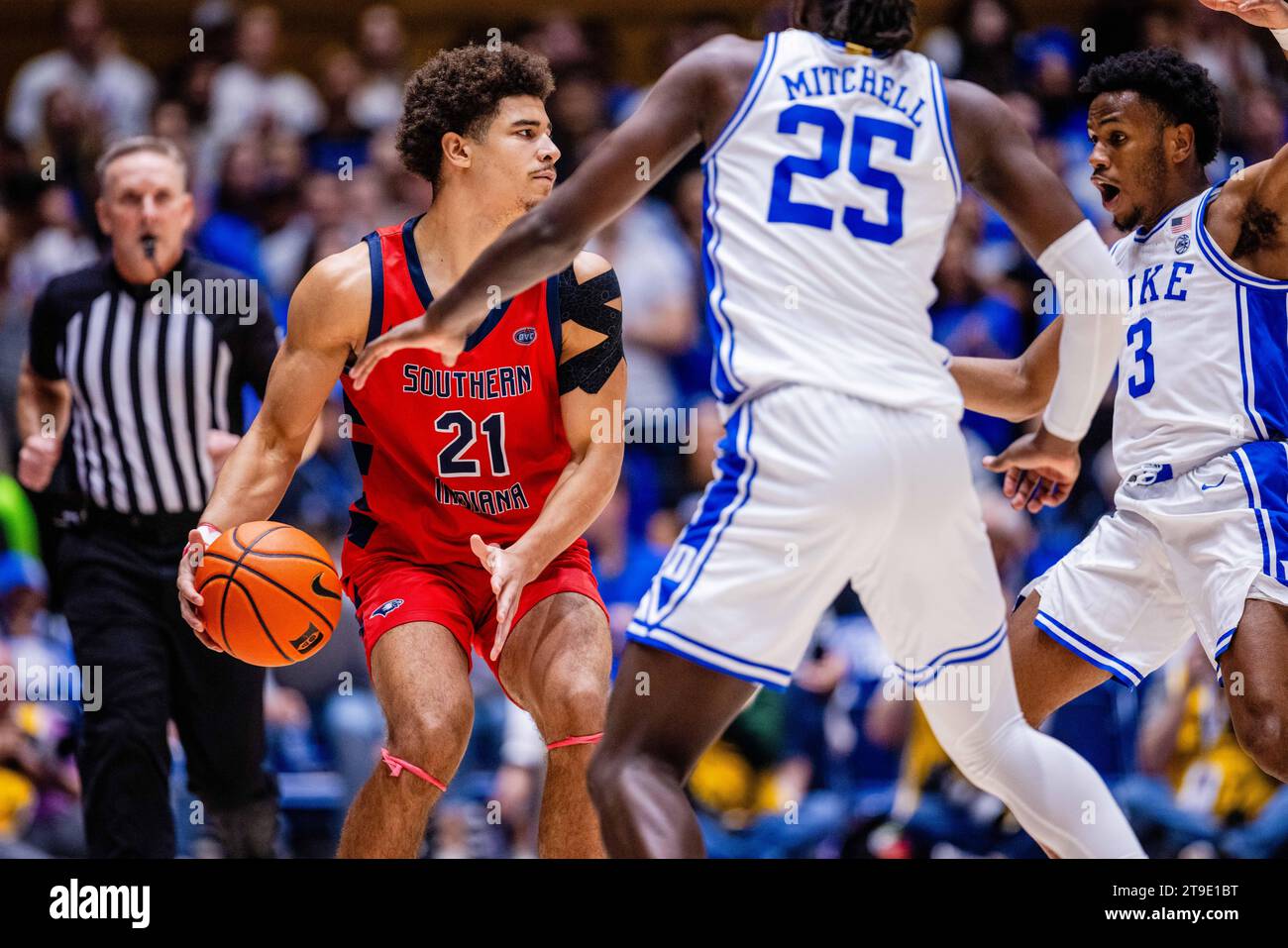 Durham, NC, USA. 24th Nov, 2023. Duke Blue Devils Christian Reeves (21 ...
