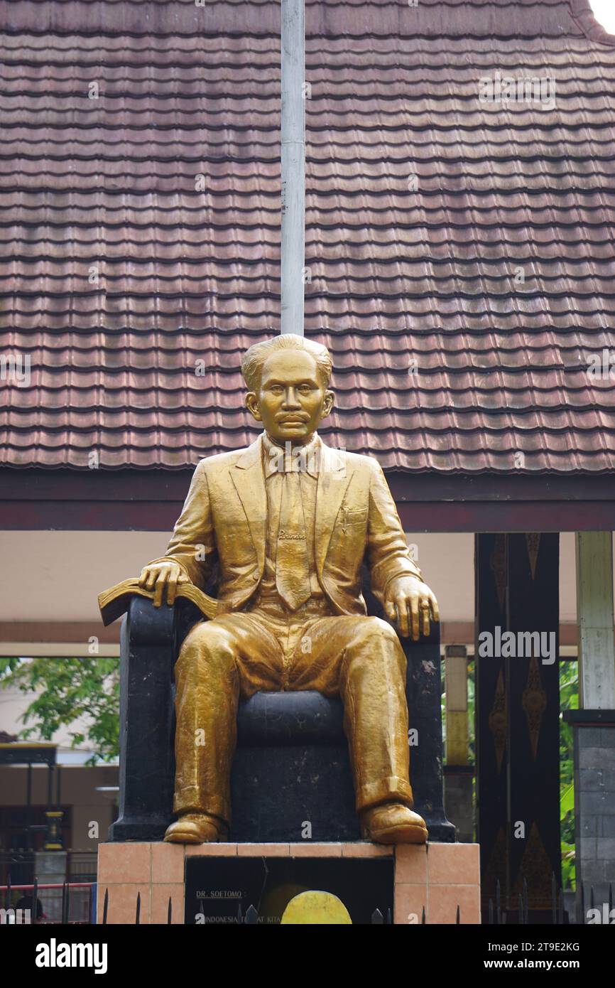 The monument of Dr. Sutomo (Also called Soetomo atau Soebroto). He is ...