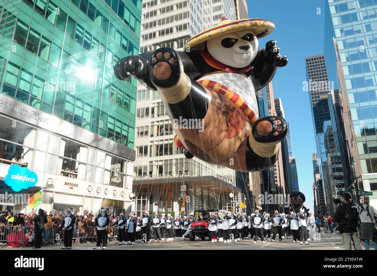 New York City, United States. 23rd Nov, 2023. A balloon of "Kung Fu ...
