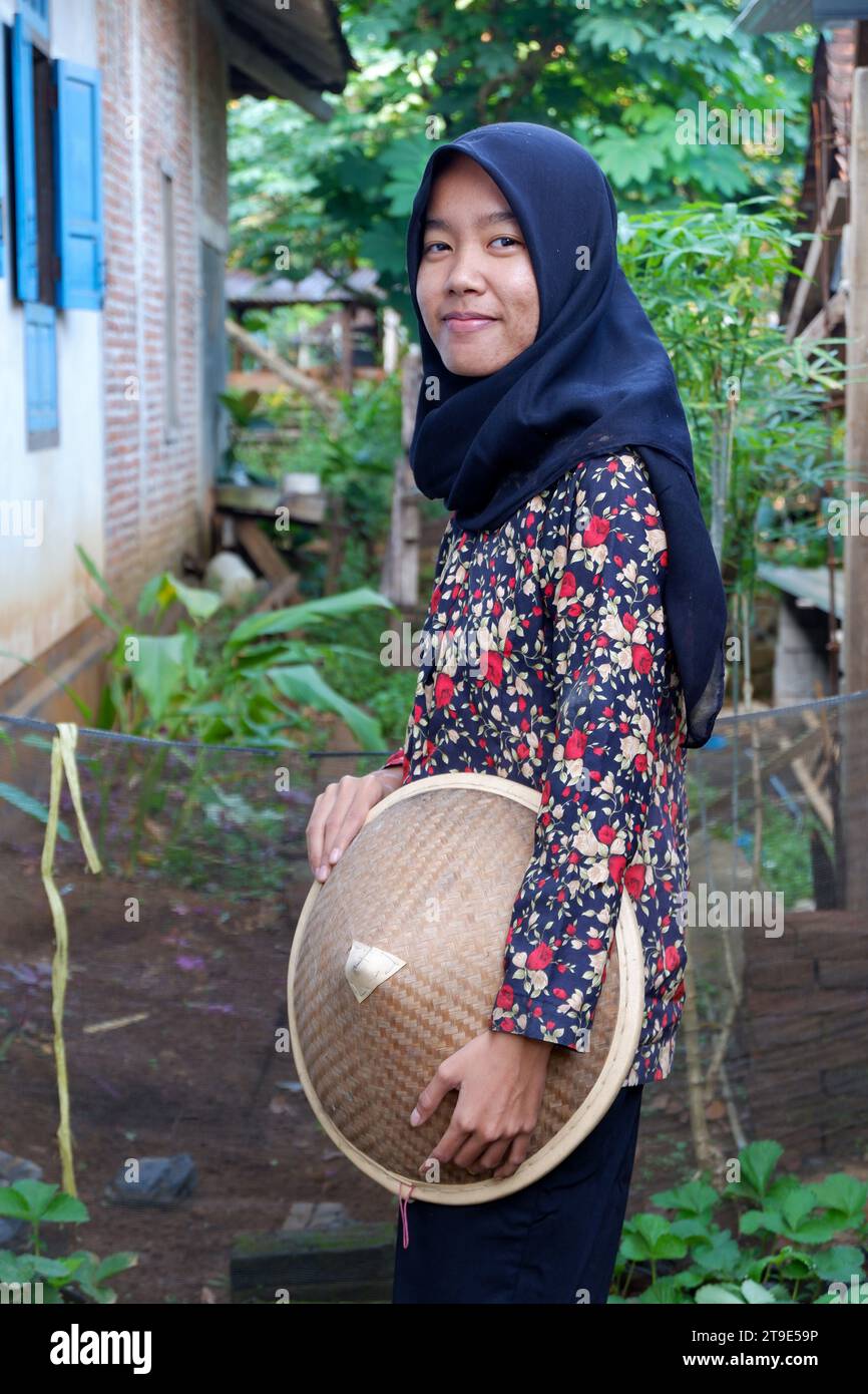 December 18, 2019, photo of a woman dressed in a typical Indonesian ...