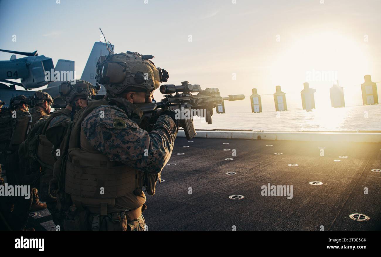 U.S. Marines with Charlie Company, Battalion Landing Team 1/6, 26th ...