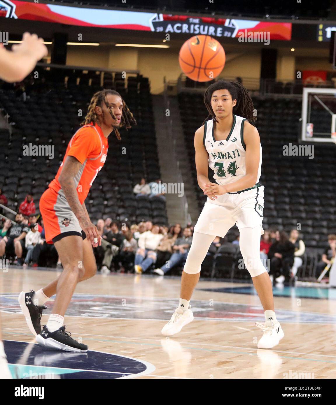 November 24, 2023 - Hawaii Rainbow Warriors forward Akira Jacobs #34 ...