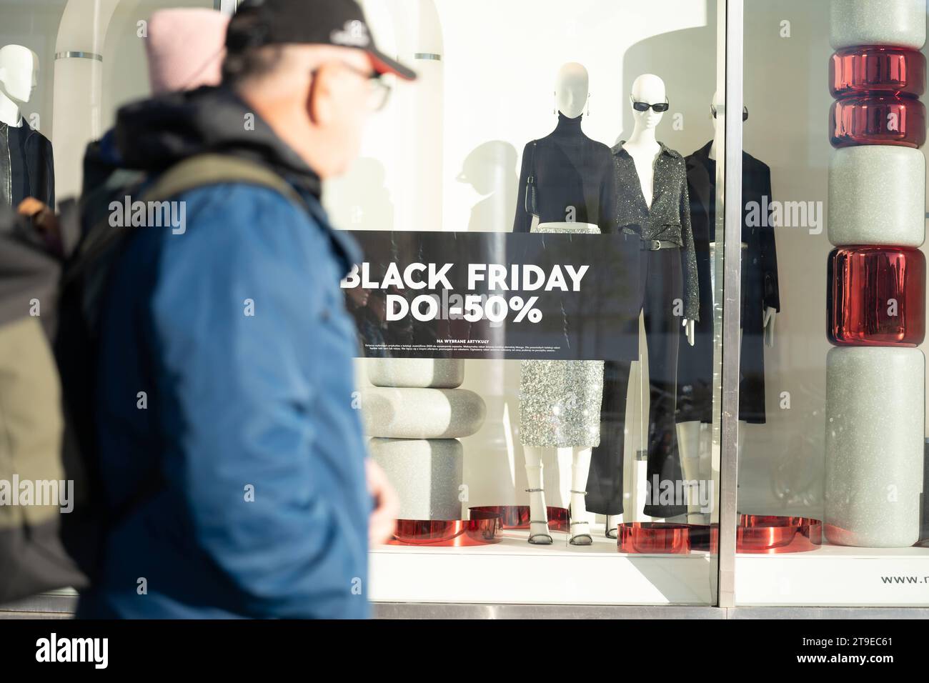 Warsaw poland 24 november hi-res stock photography and images - Alamy