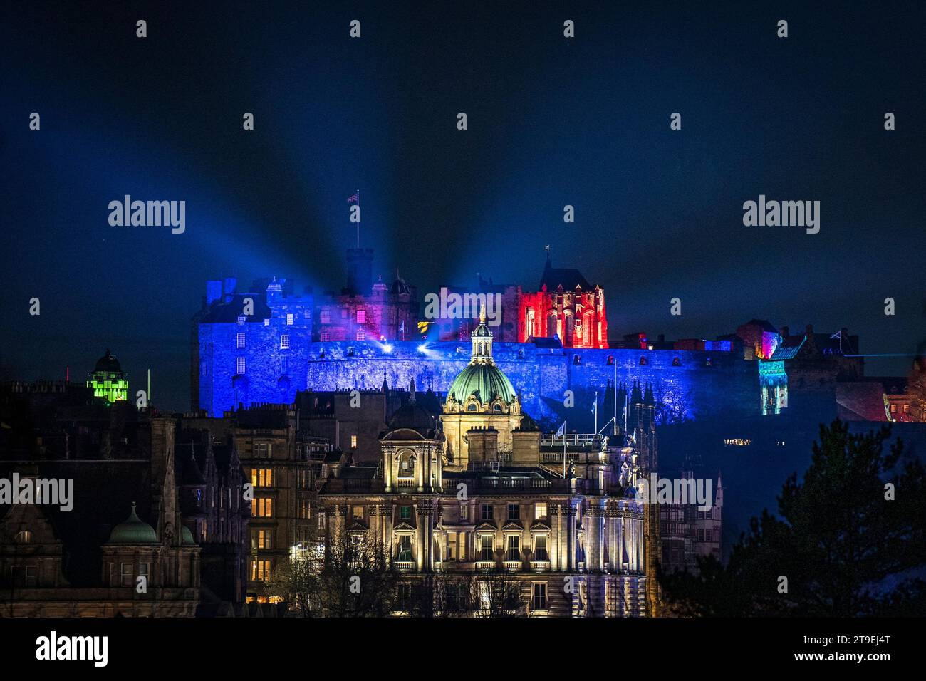 Lights and projections from Edinburgh Castle's 'Castle of Light: Magic ...