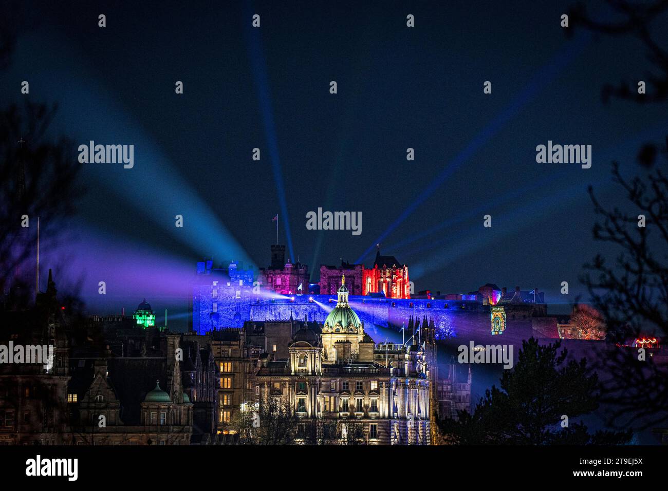 Lights and projections from Edinburgh Castle's 'Castle of Light: Magic ...