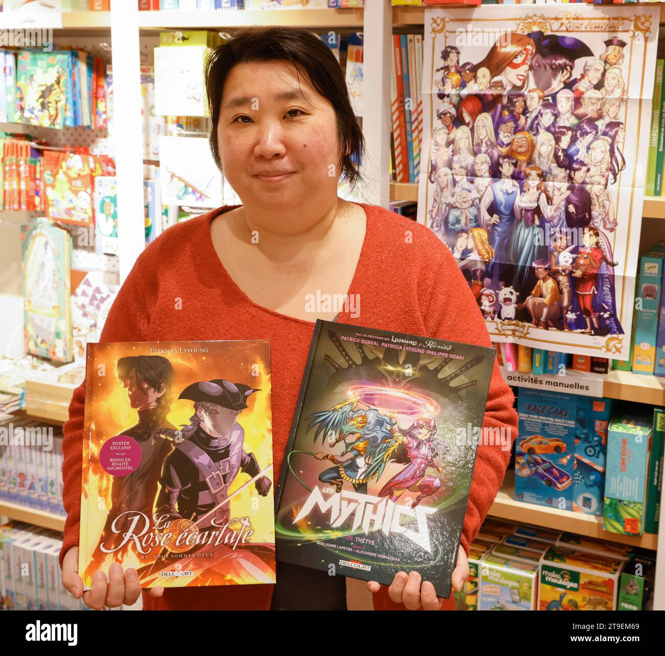 PATRICIA LYFOUNG WITH HIS NEW COMIC BOOK LA ROSE ECARLATE Stock Photo ...