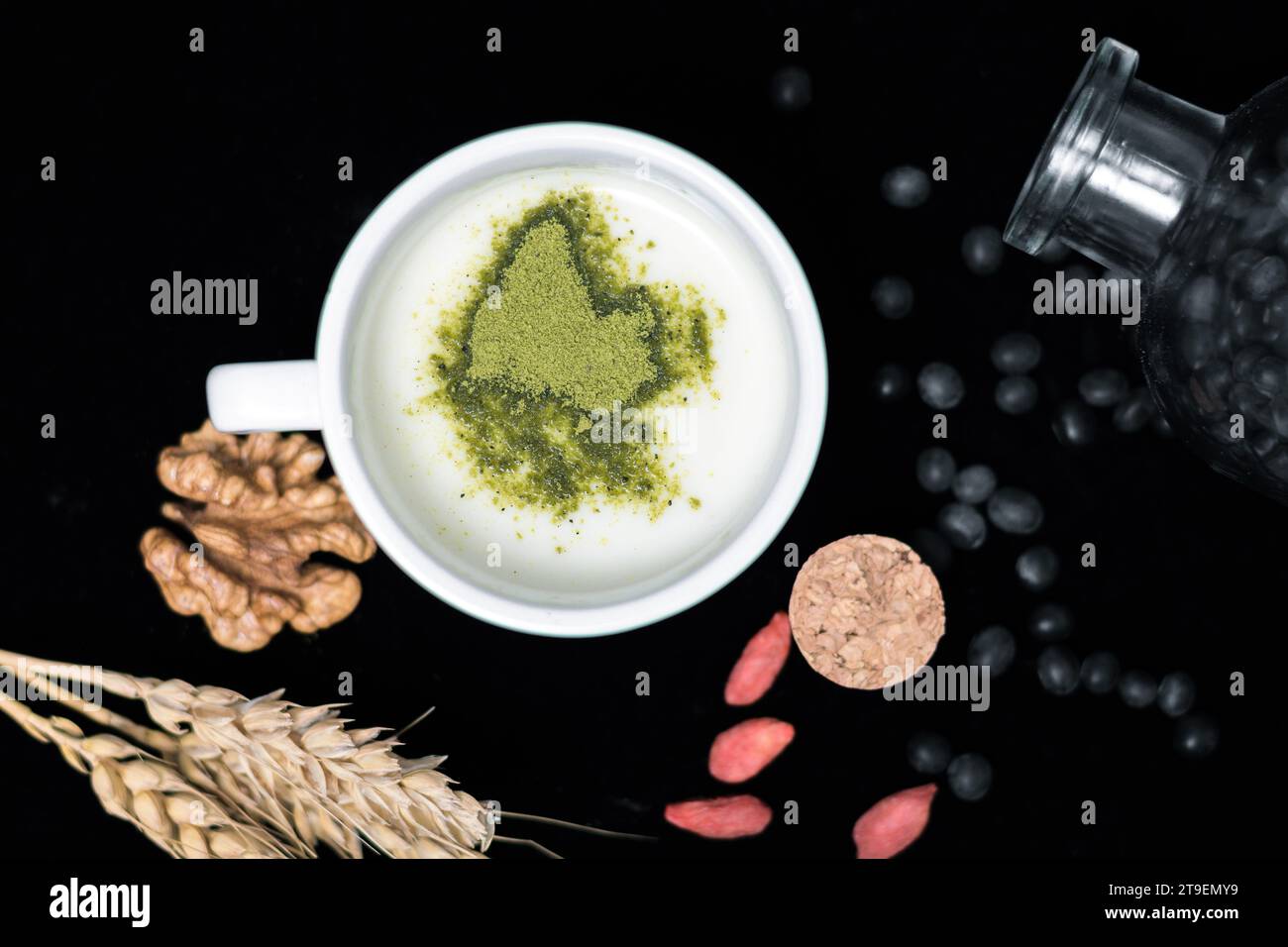 Beautiful images of matcha and matcha drinks, how to prepare matcha tea ...