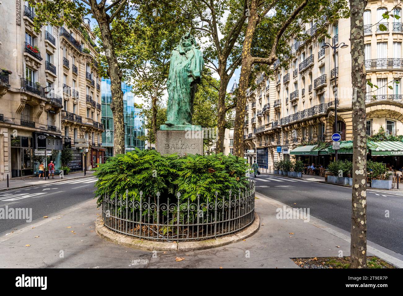 The statue of French writer Honoré de Balzac by Auguste Rodin in ...