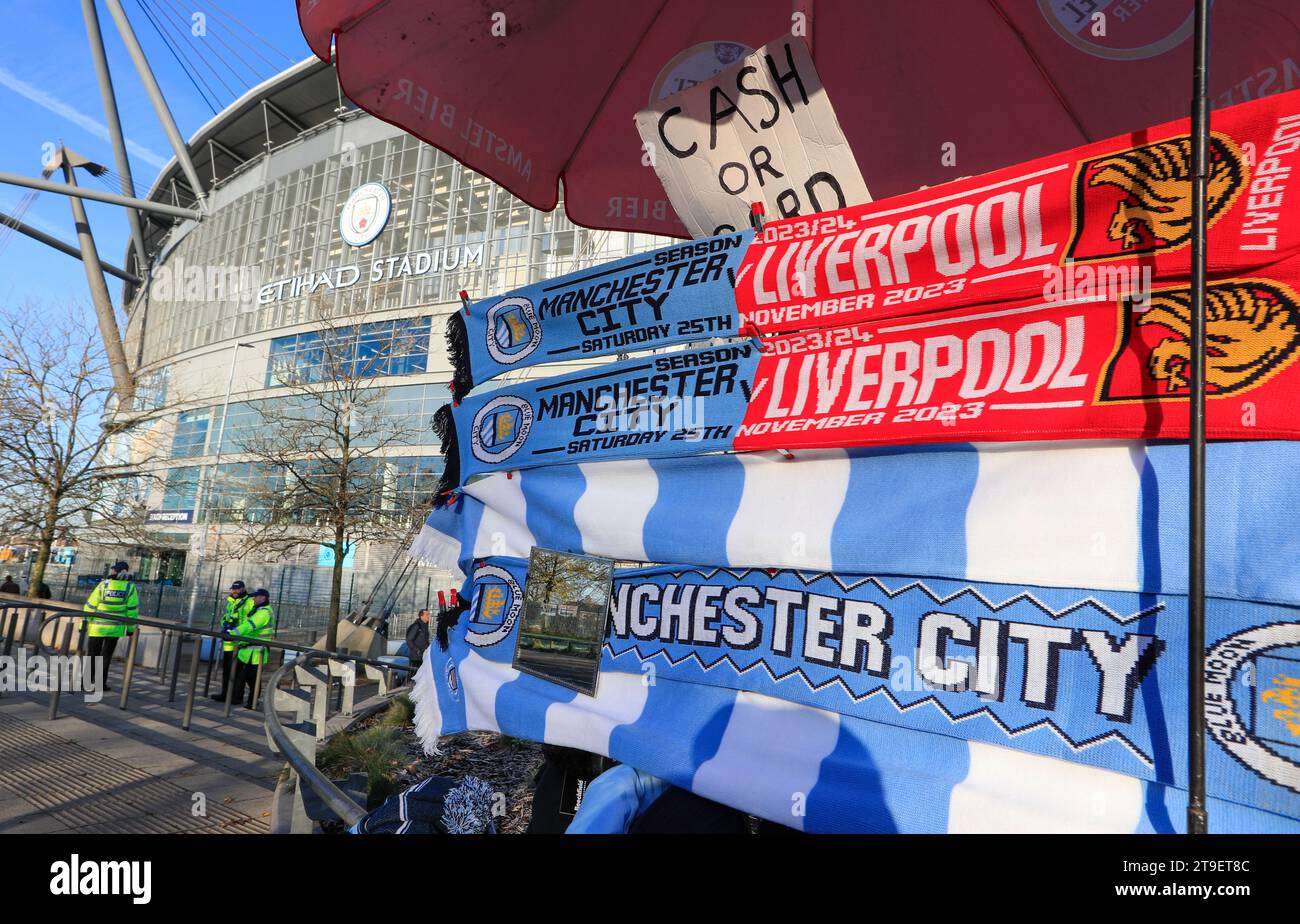 Manchester, UK. 25th Nov, 2023. Matchday scarves for sale ahead of the ...