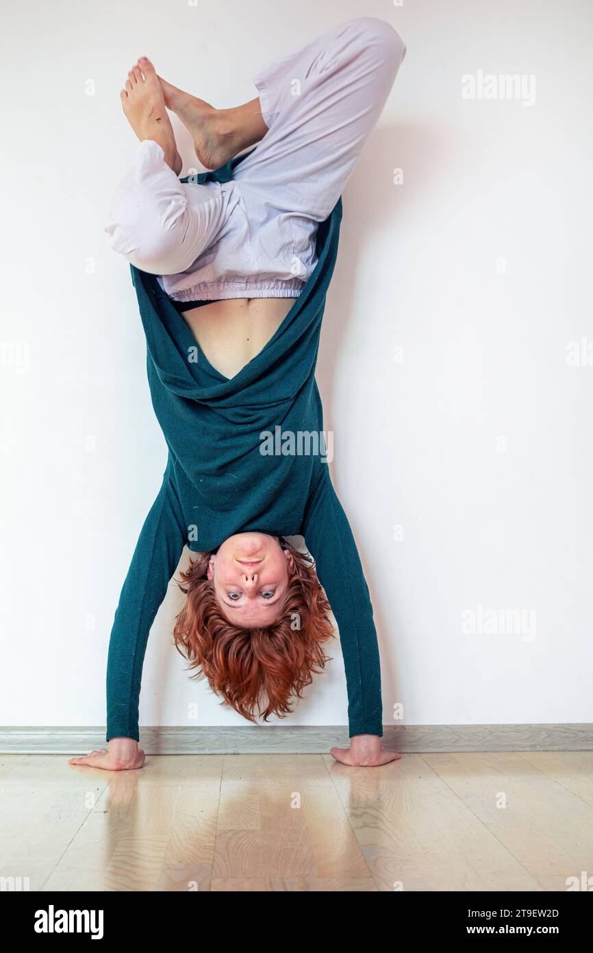 Girl doing a handstand hi-res stock photography and images - Alamy