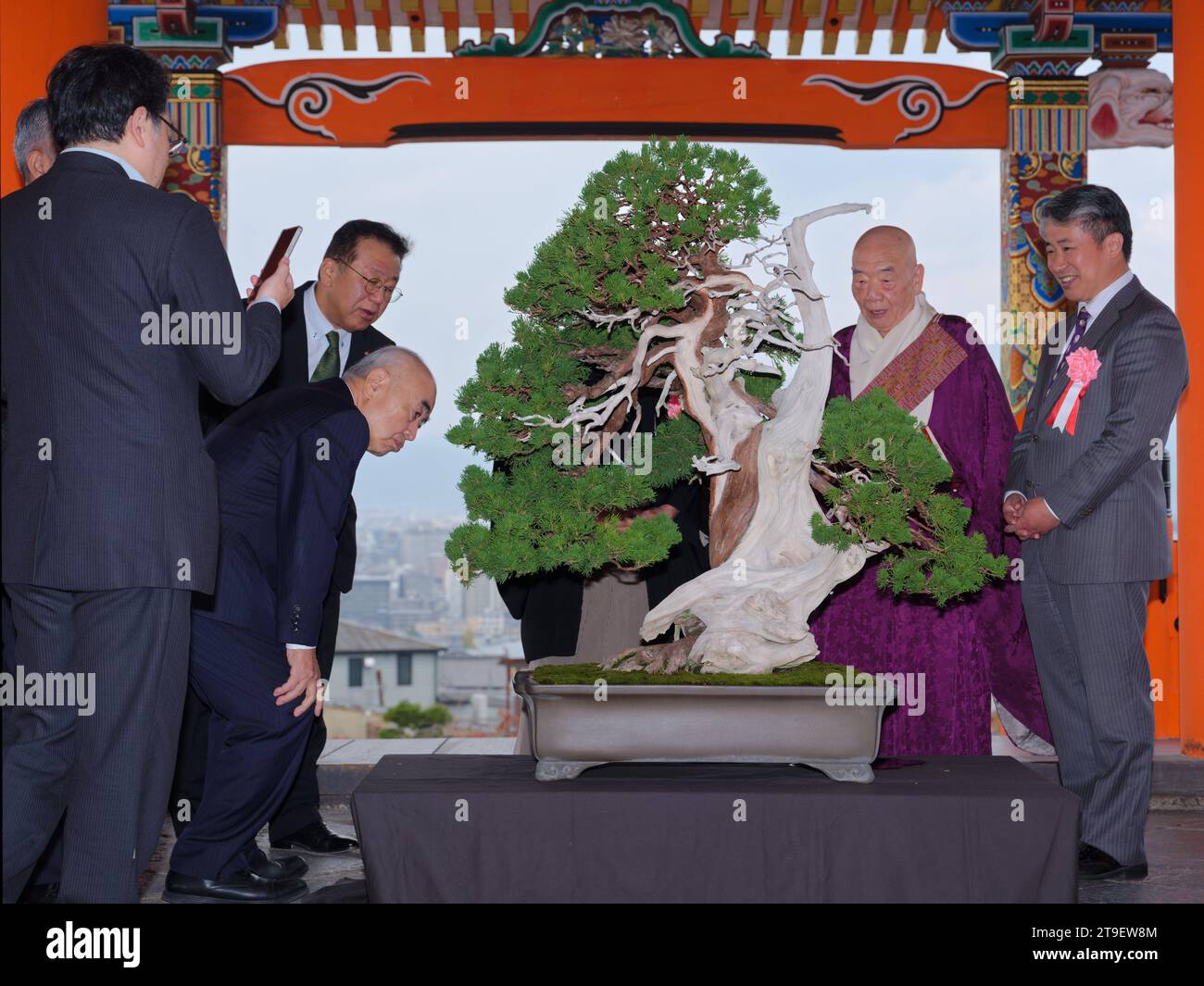 Consul general xue jian hi-res stock photography and images - Alamy
