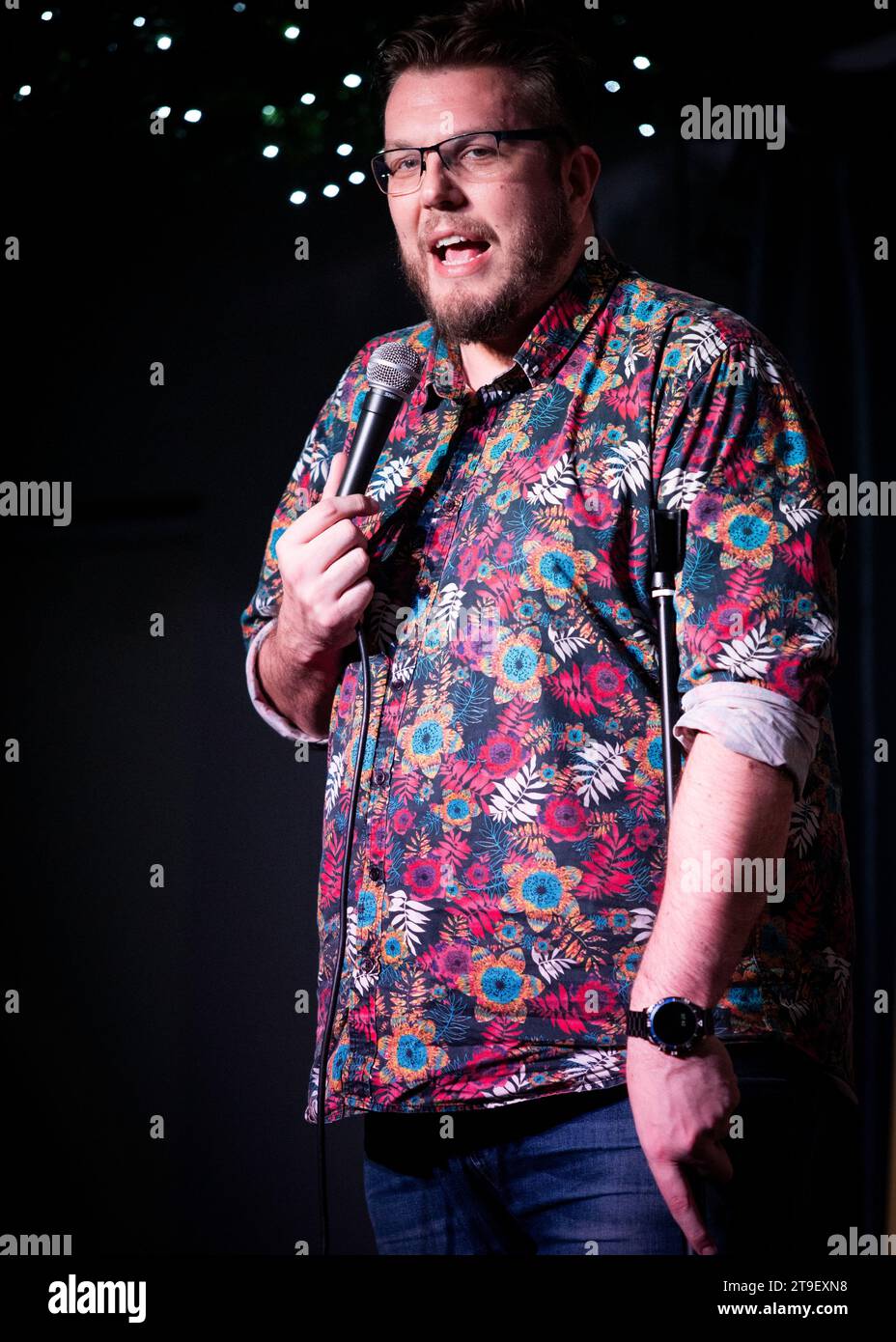 Hawaiian comedian hi-res stock photography and images - Alamy
