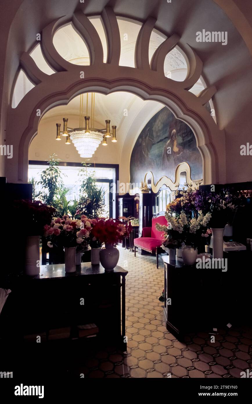 Budapest, Blumengeschäft Philantia, Albert Kálmán Körössy 1906 ...