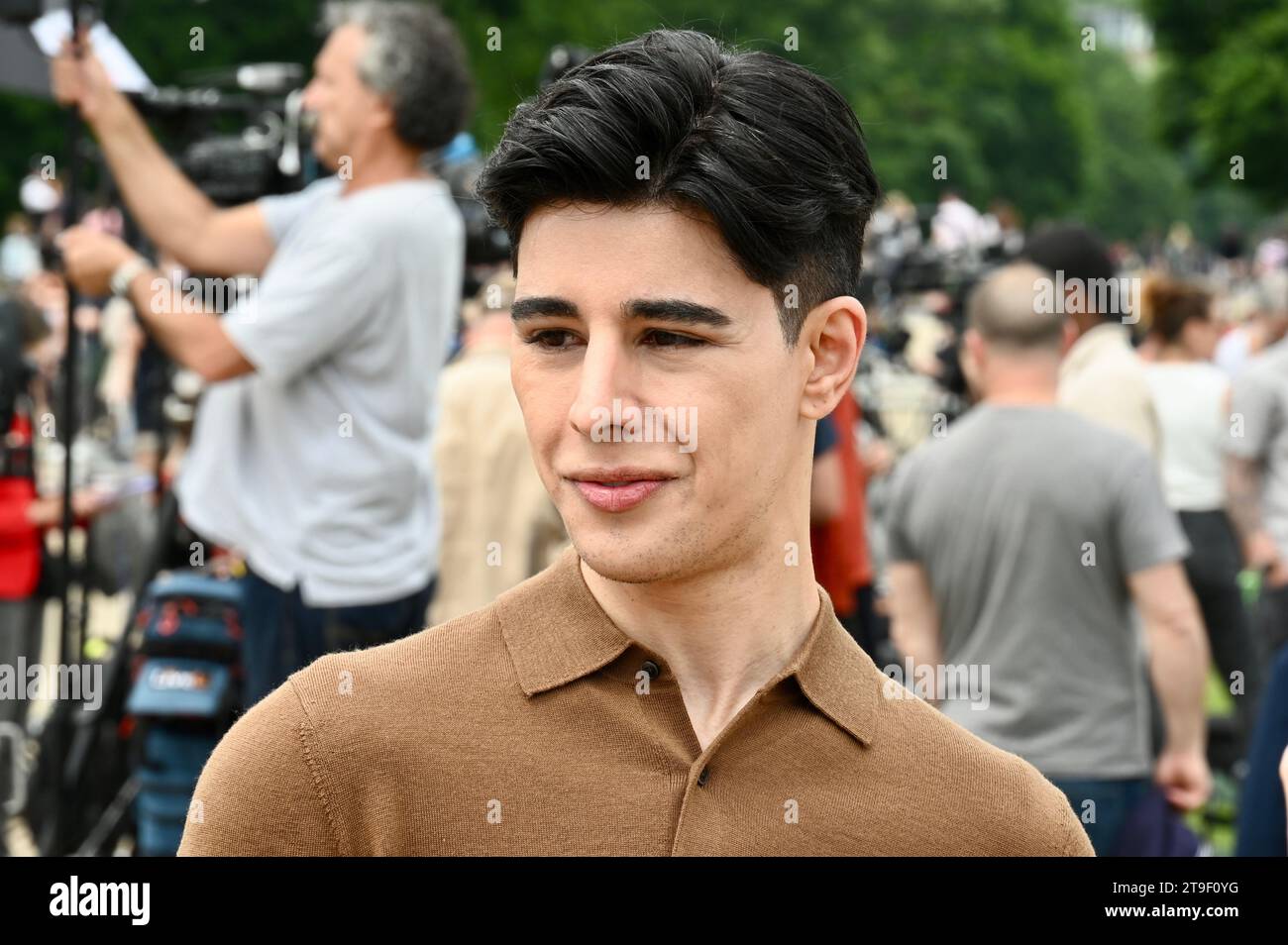 Omid Scobie, Royal well wishes mark what would have been the 60th ...