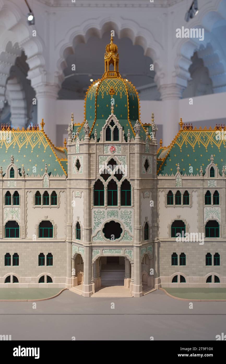 Budapest, Ungarisches Museum für Kunstgewerbe von Ödön Lechner 1896 ...