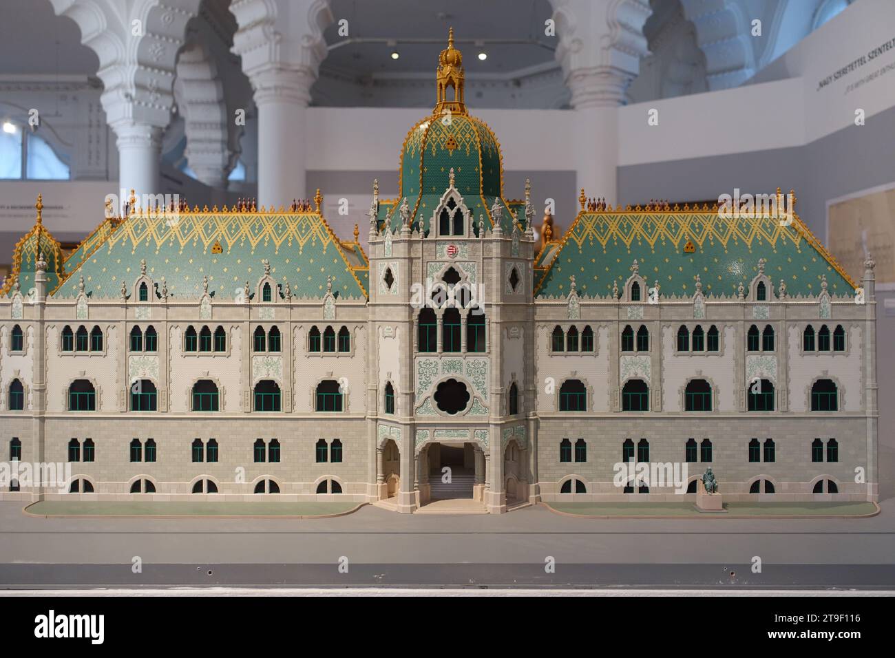 Budapest, Ungarisches Museum für Kunstgewerbe von Ödön Lechner 1896 ...