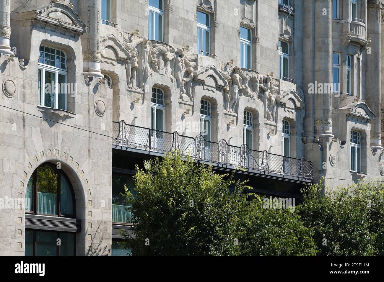 Budapest, Gresham Palace, Zsigmond Quittner 1905-1907 // Budapest, Gresham Palace, Zsigmond ...