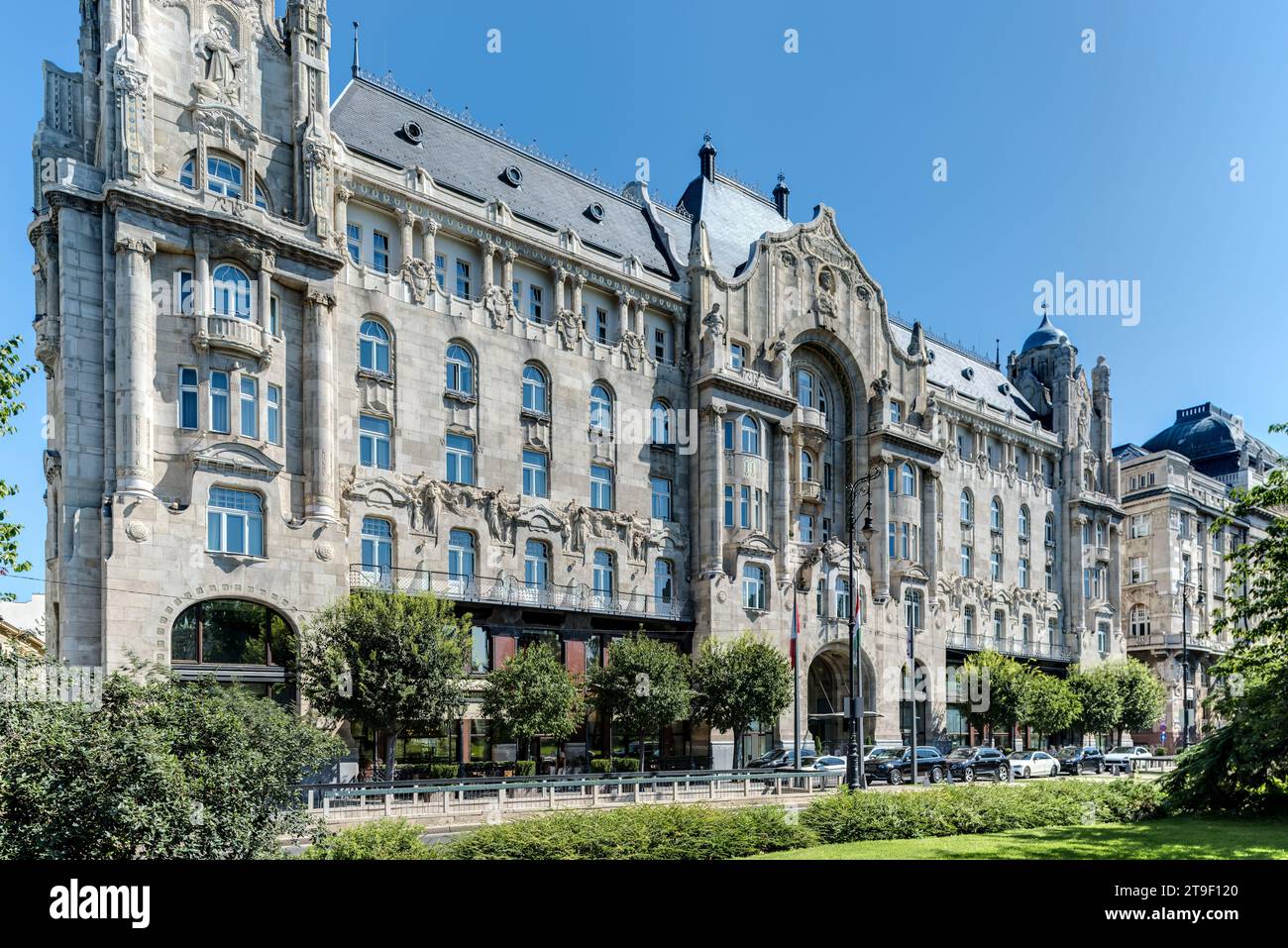 Budapest, Gresham Palace, Zsigmond Quittner 1905-1907 // Budapest, Gresham Palace, Zsigmond ...