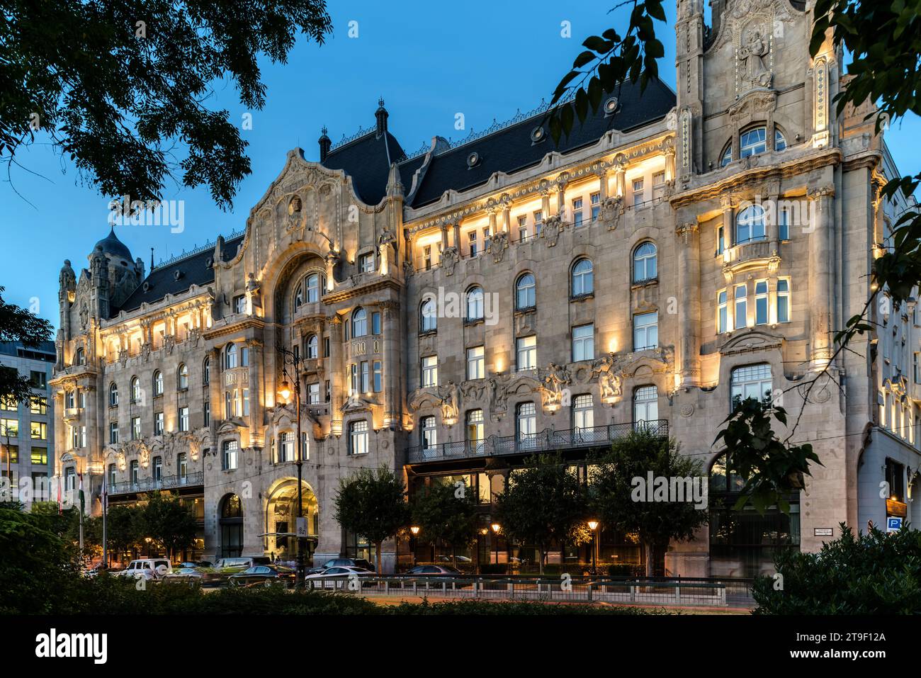 Budapest, Gresham Palace, Zsigmond Quittner 1905-1907 // Budapest, Gresham Palace, Zsigmond ...