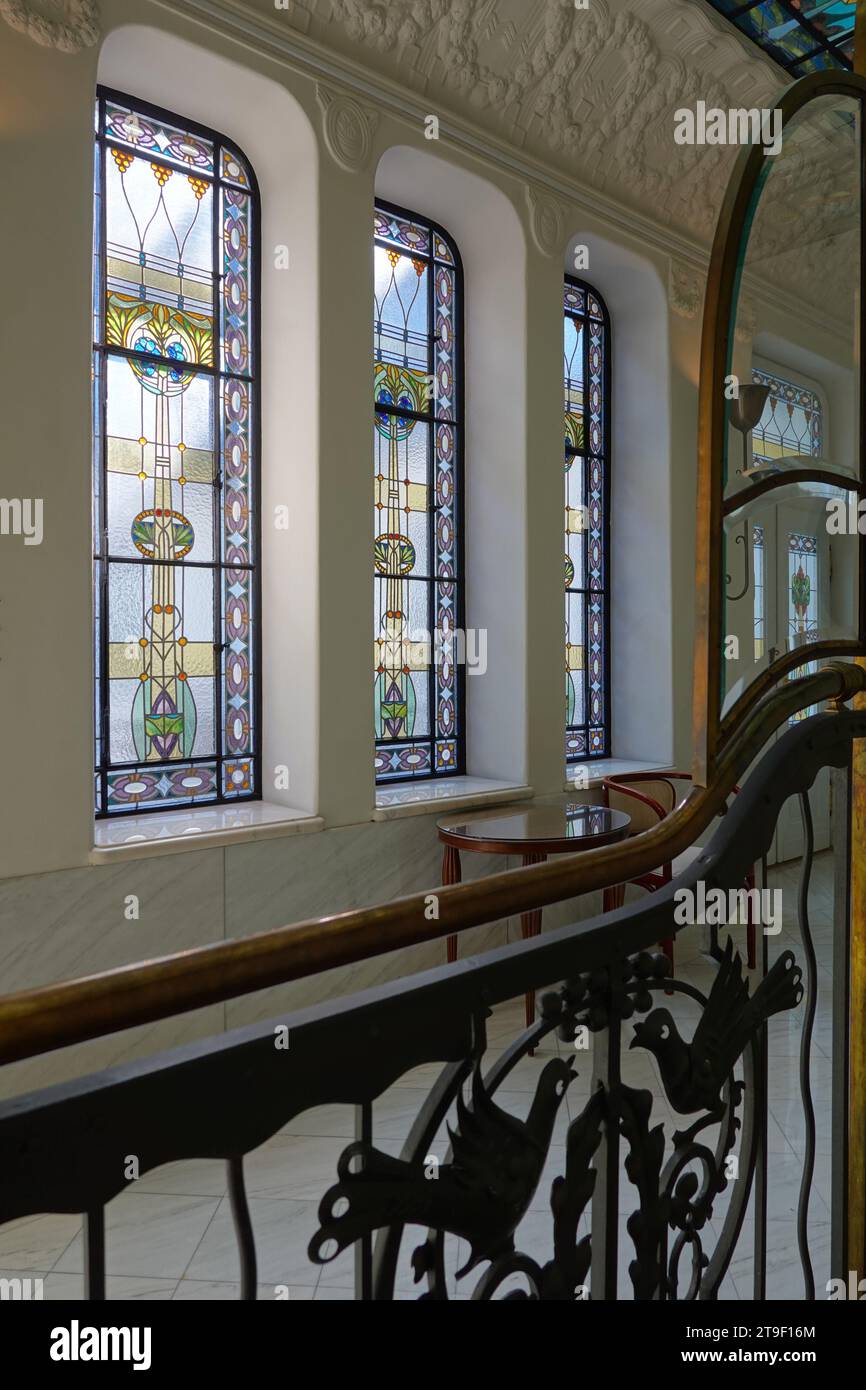 Budapest, Gresham Palace, Zsigmond Quittner 1905-1907, Kossuth-Stiege // Budapest, Gresham ...