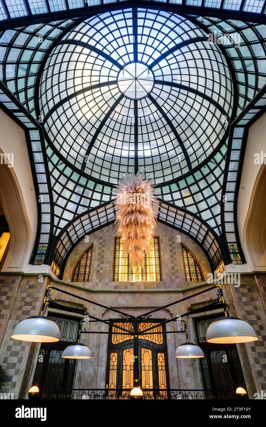 Budapest, Gresham Palace, Zsigmond Quittner 1905-1907 // Budapest, Gresham Palace, Zsigmond ...