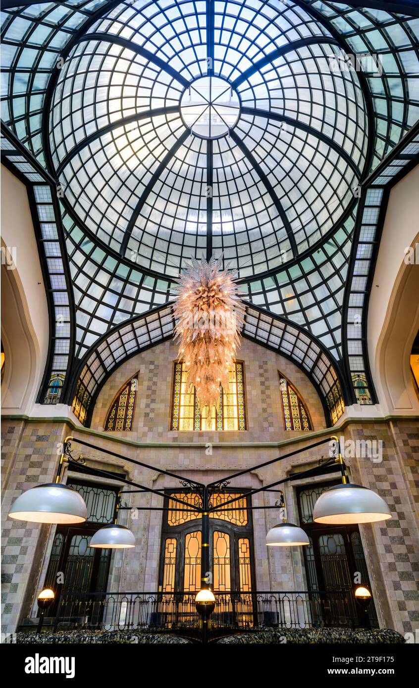 Budapest, Gresham Palace, Zsigmond Quittner 1905-1907 // Budapest, Gresham Palace, Zsigmond ...