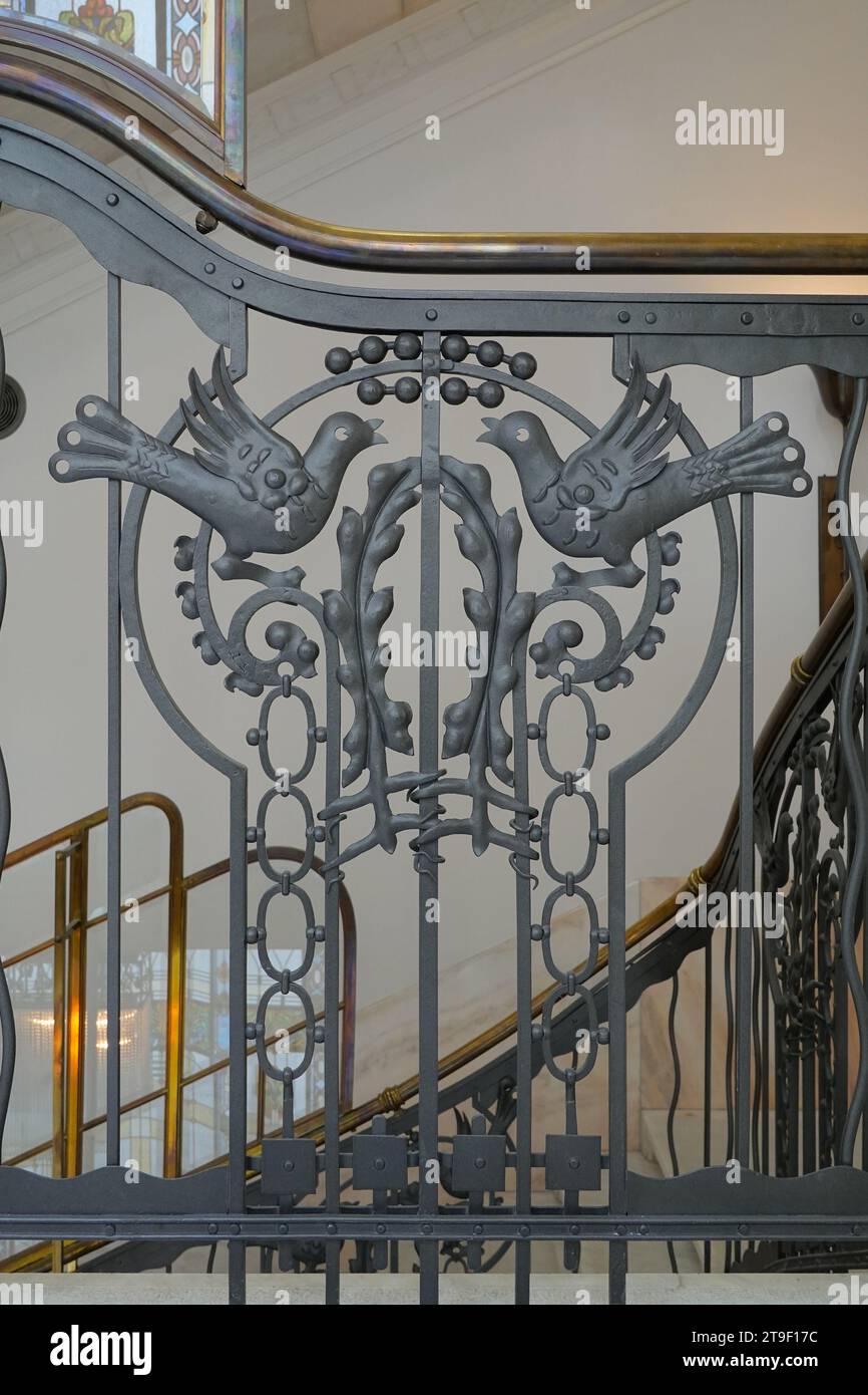 Budapest, Gresham Palace, Zsigmond Quittner 1905-1907, Kossuth-Stiege // Budapest, Gresham ...