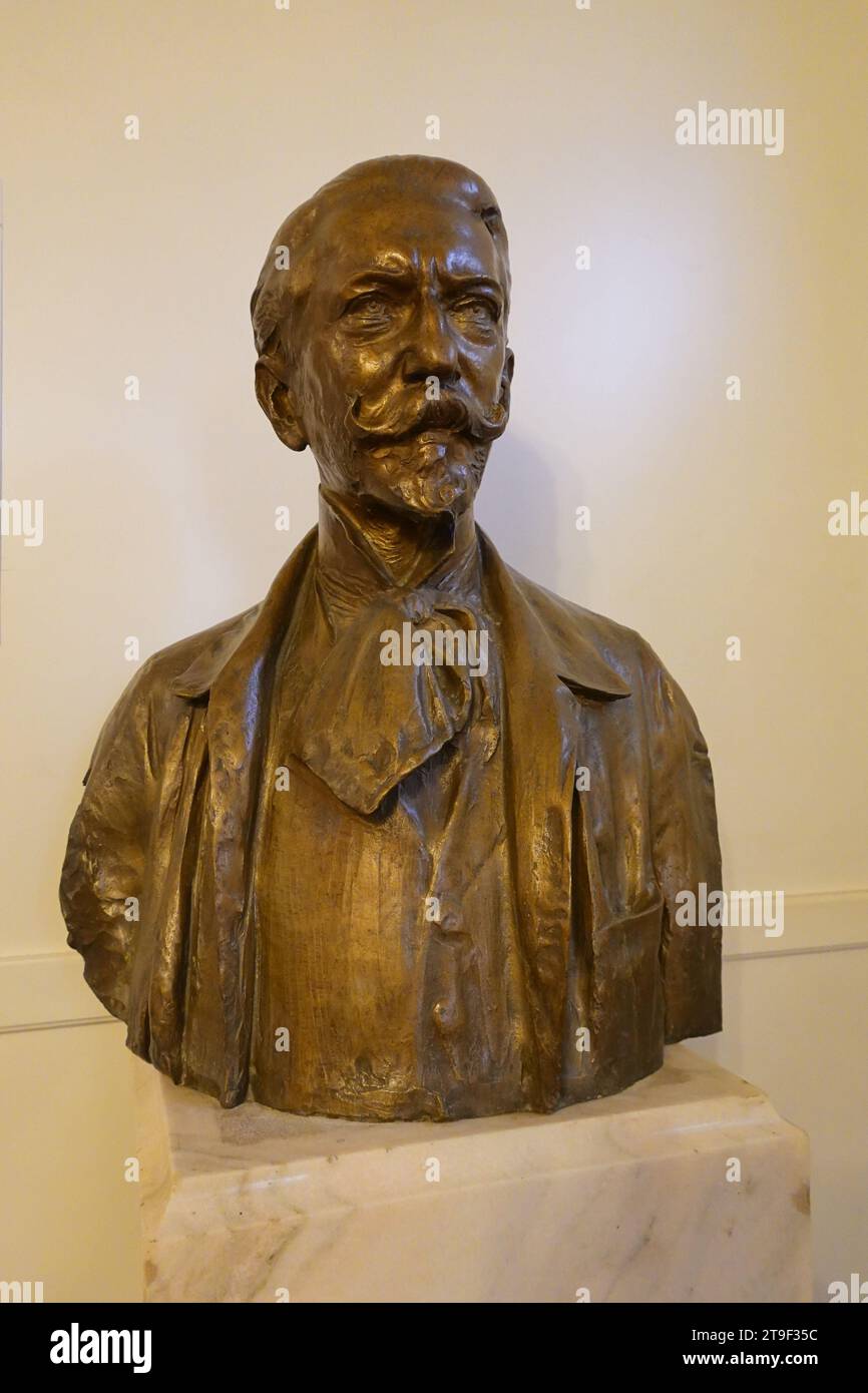 Stained glas portrait hi-res stock photography and images - Alamy