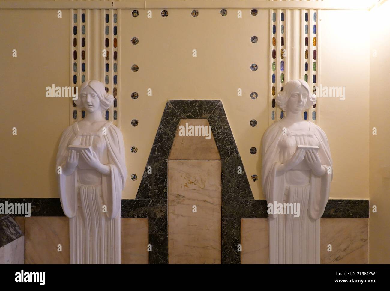 Budapest, Visegrádi utca 29, Spitzer-Haus, Architekt József Klinger ...