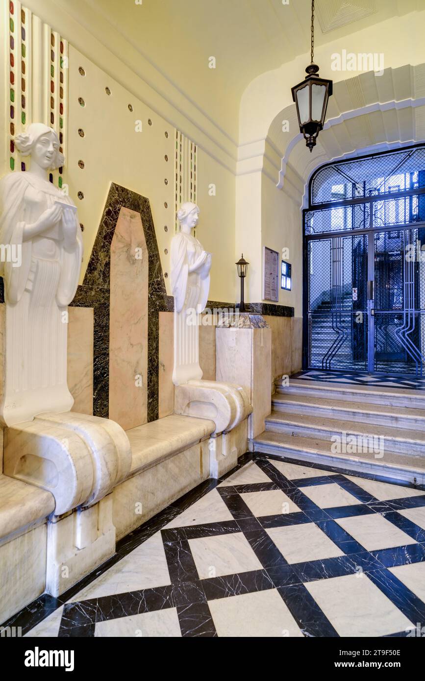 Budapest, Visegrádi utca 29, Spitzer-Haus, Architekt József Klinger ...