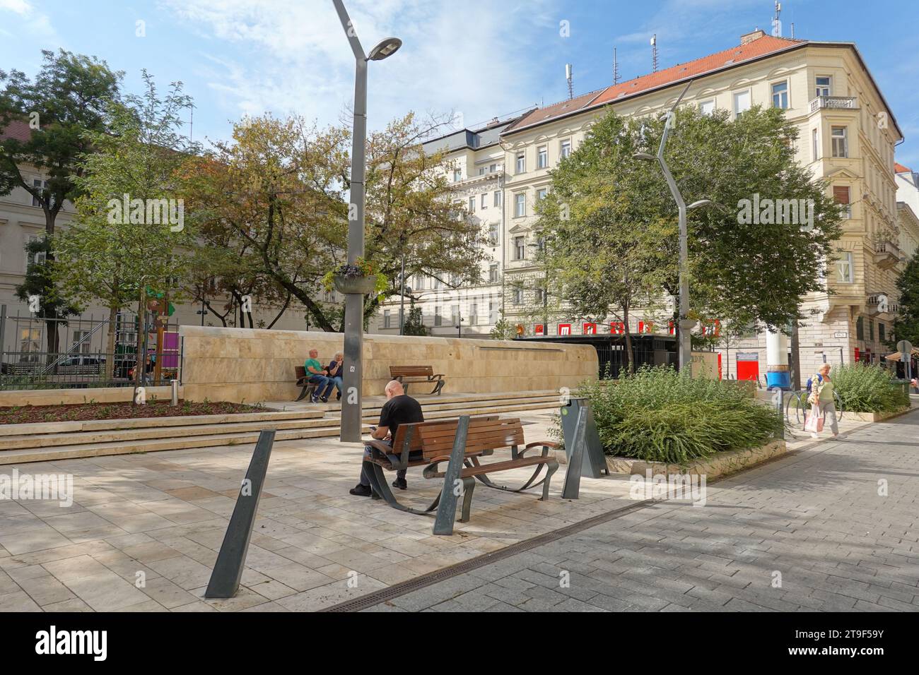 Budapest, Hild ter, Stadtgestaltung // Budapest, Hild ter, Public Space ...