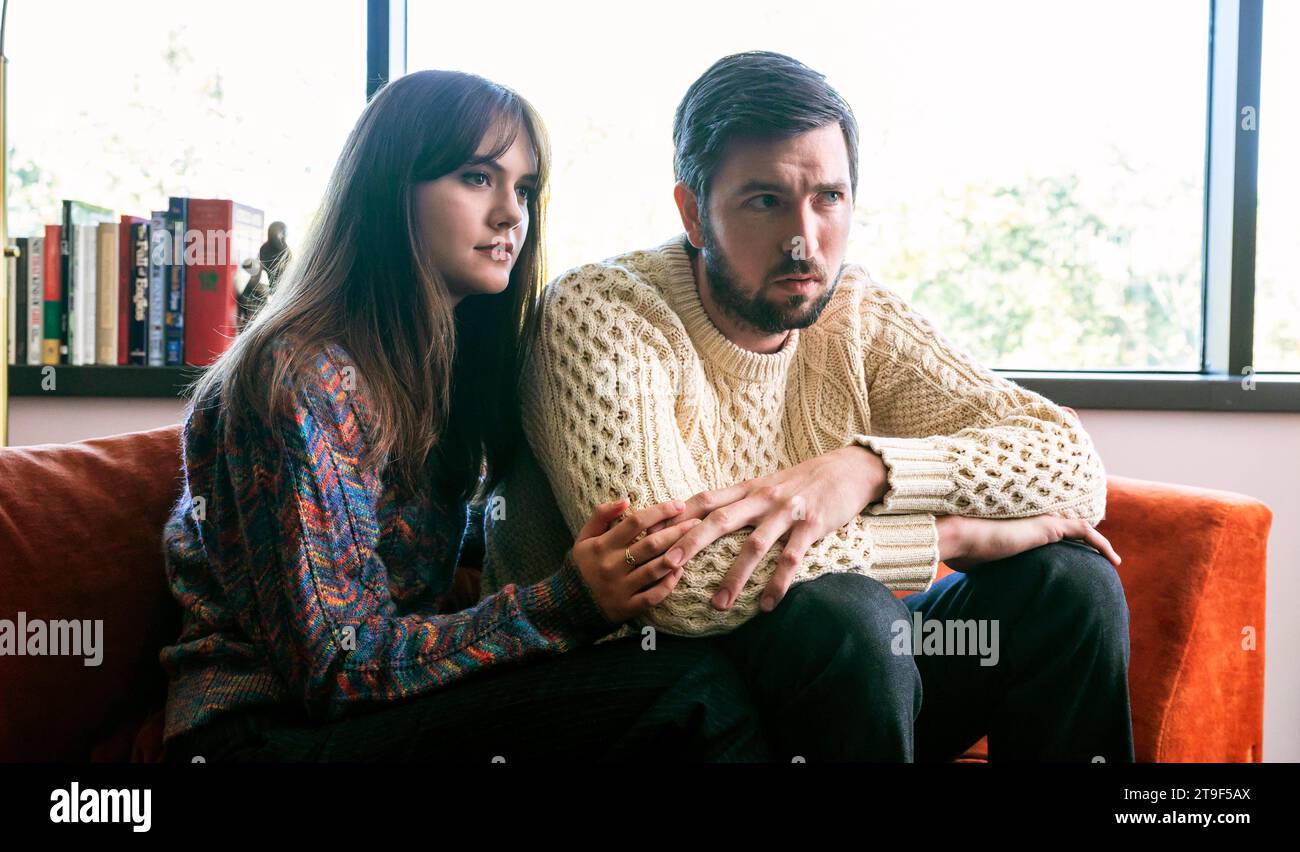 Cat Person movie Emilia Jones & Nicholas Braun Stock Photo - Alamy