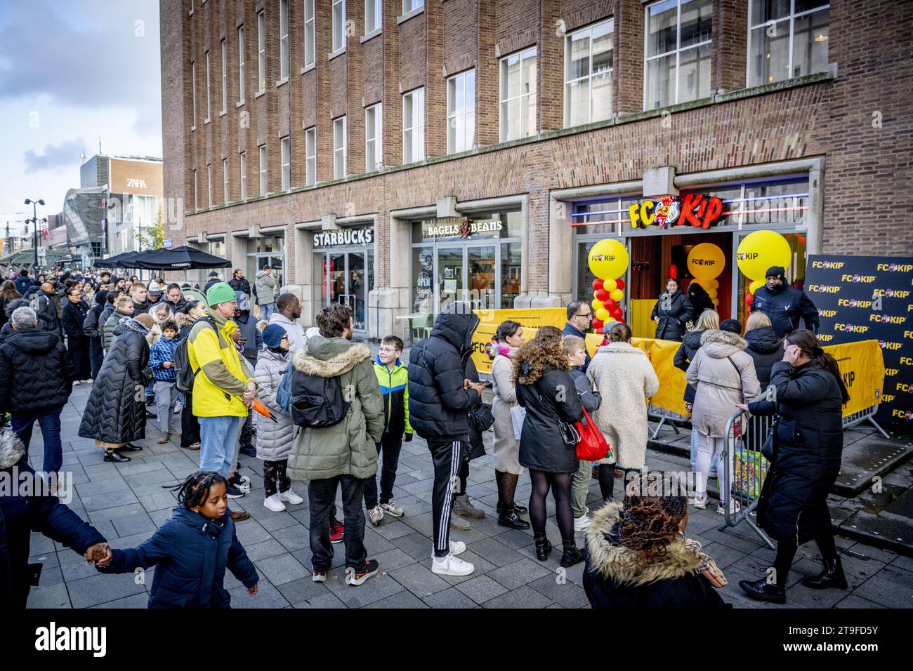 ROTTERDAM - Visitors to Jandino Asporaat's FC Kip restaurant wait in ...