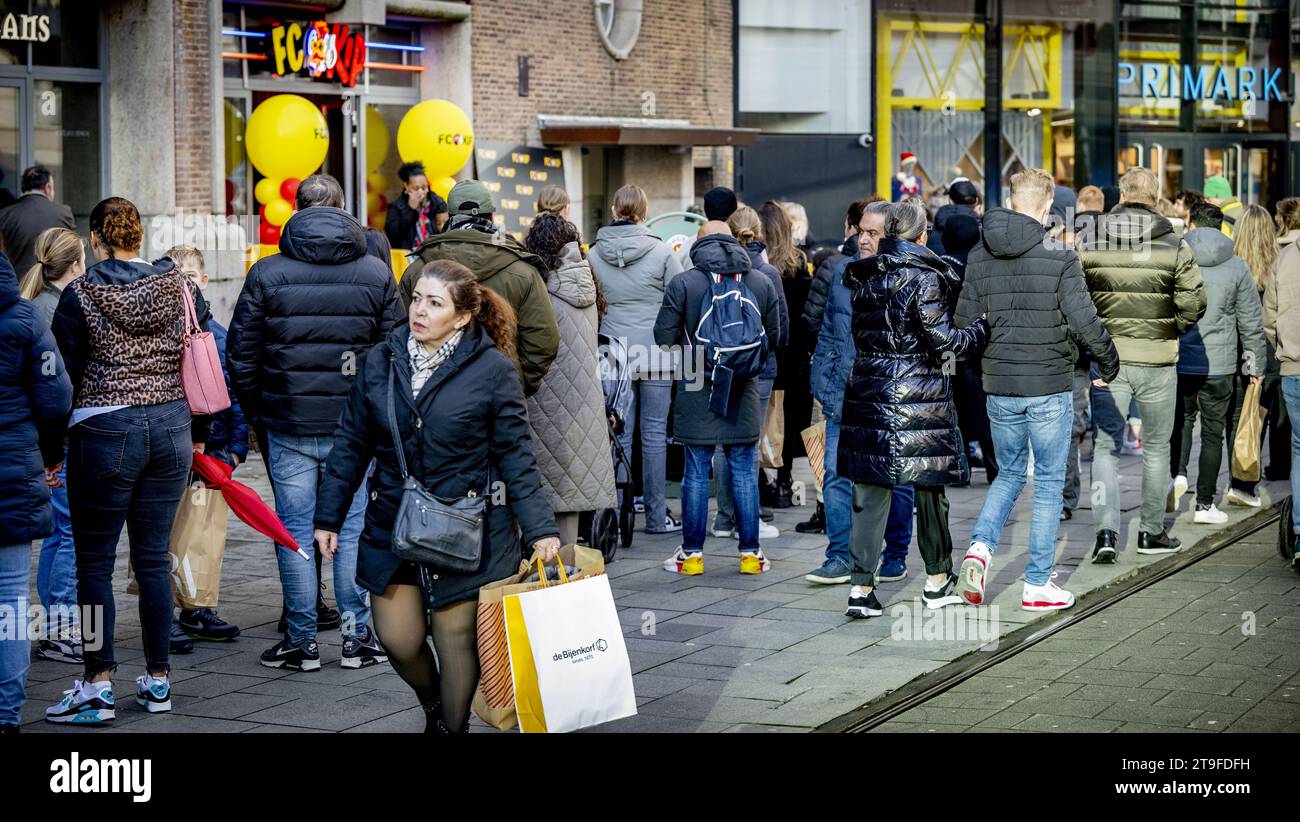 ROTTERDAM - Visitors to Jandino Asporaat's FC Kip restaurant wait in ...