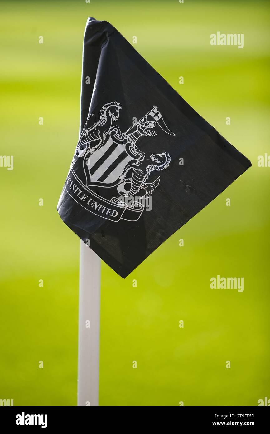 Newcastle united logo on hi-res stock photography and images - Alamy