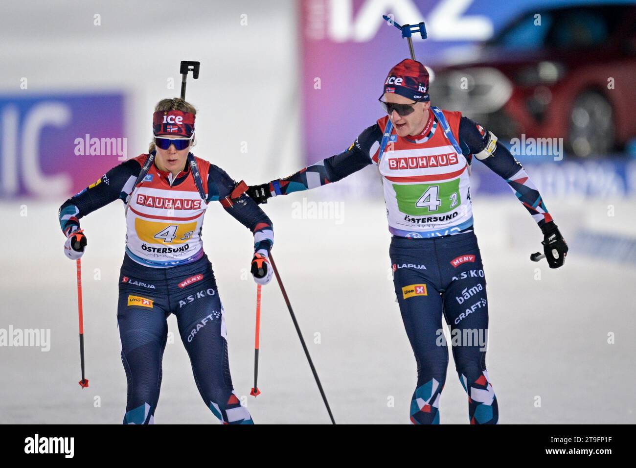 Ostersund, Sweden. 25th Nov, 2023. Johannes Thingnes Bo of Norway (R ...