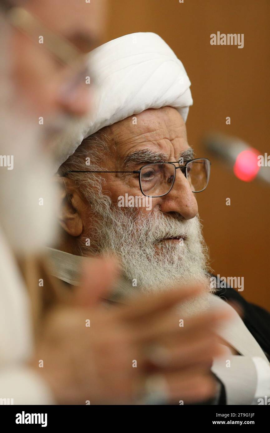 Ladan hi-res stock photography and images - Alamy