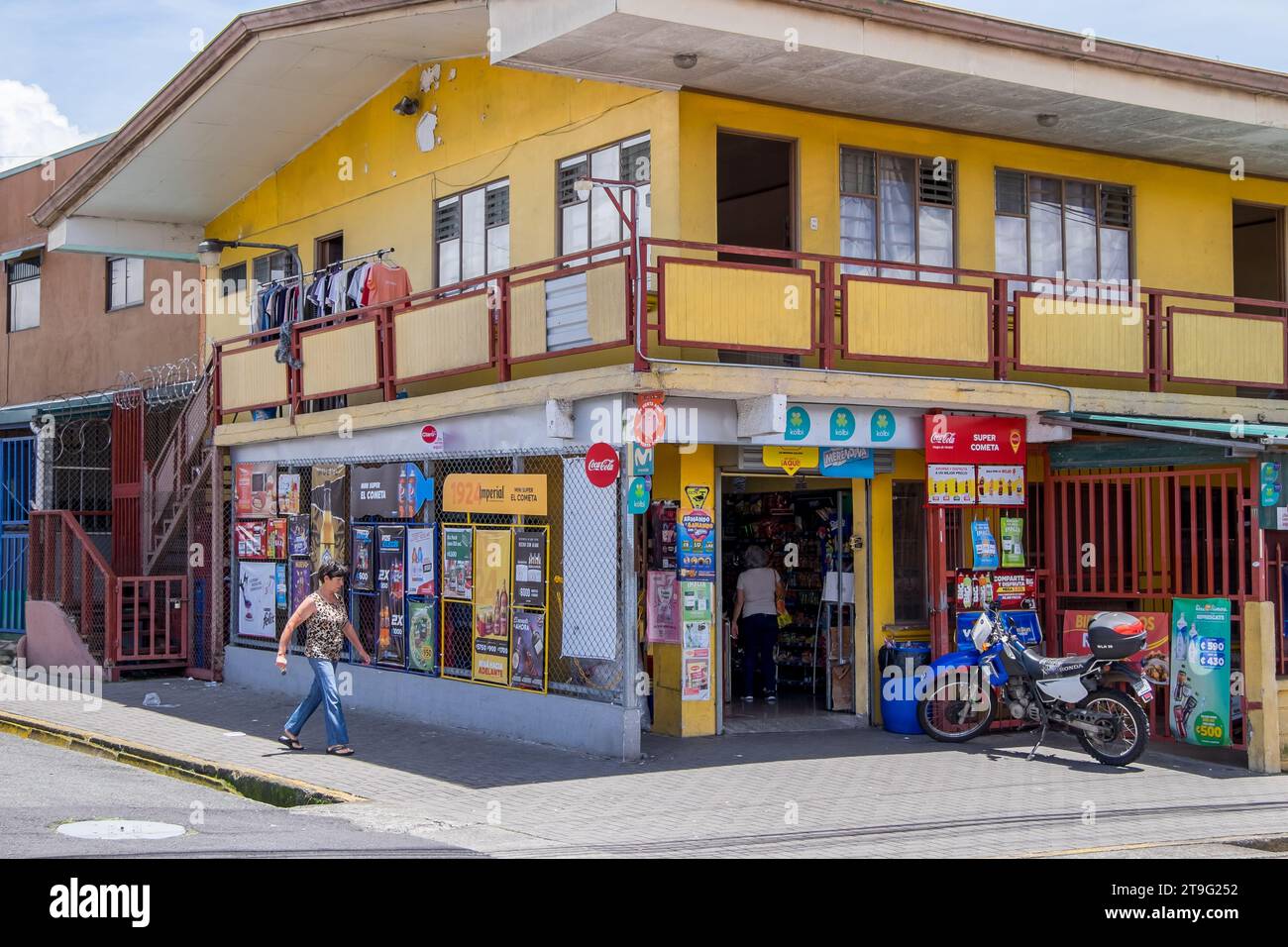 Grocery store in the urban center of the historic city of Cartago in Costa Rica Stock Photo - Alamy