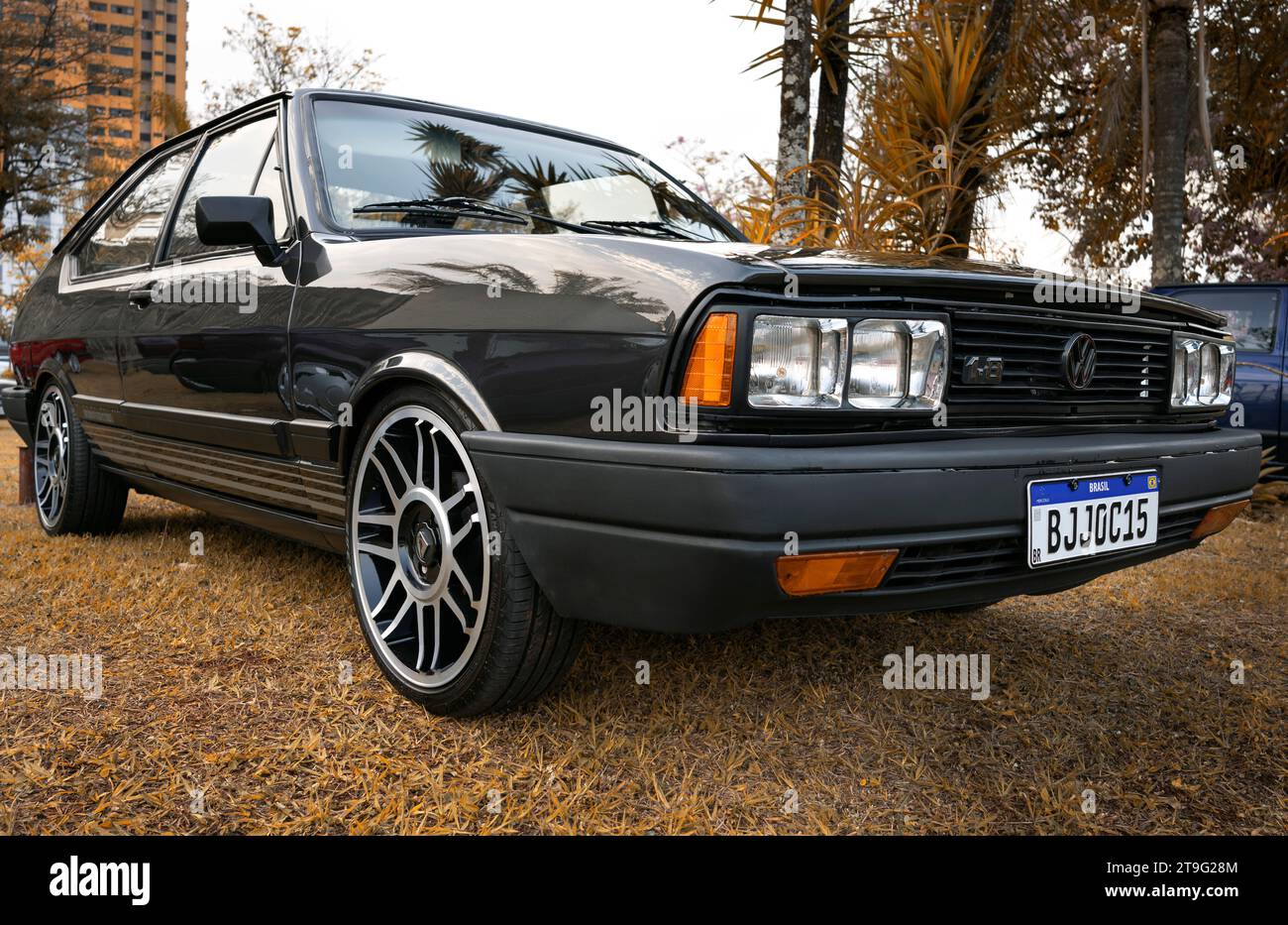 Vehicle Volkswagen Passat 1.8 1986 on display at a vintage car fair ...