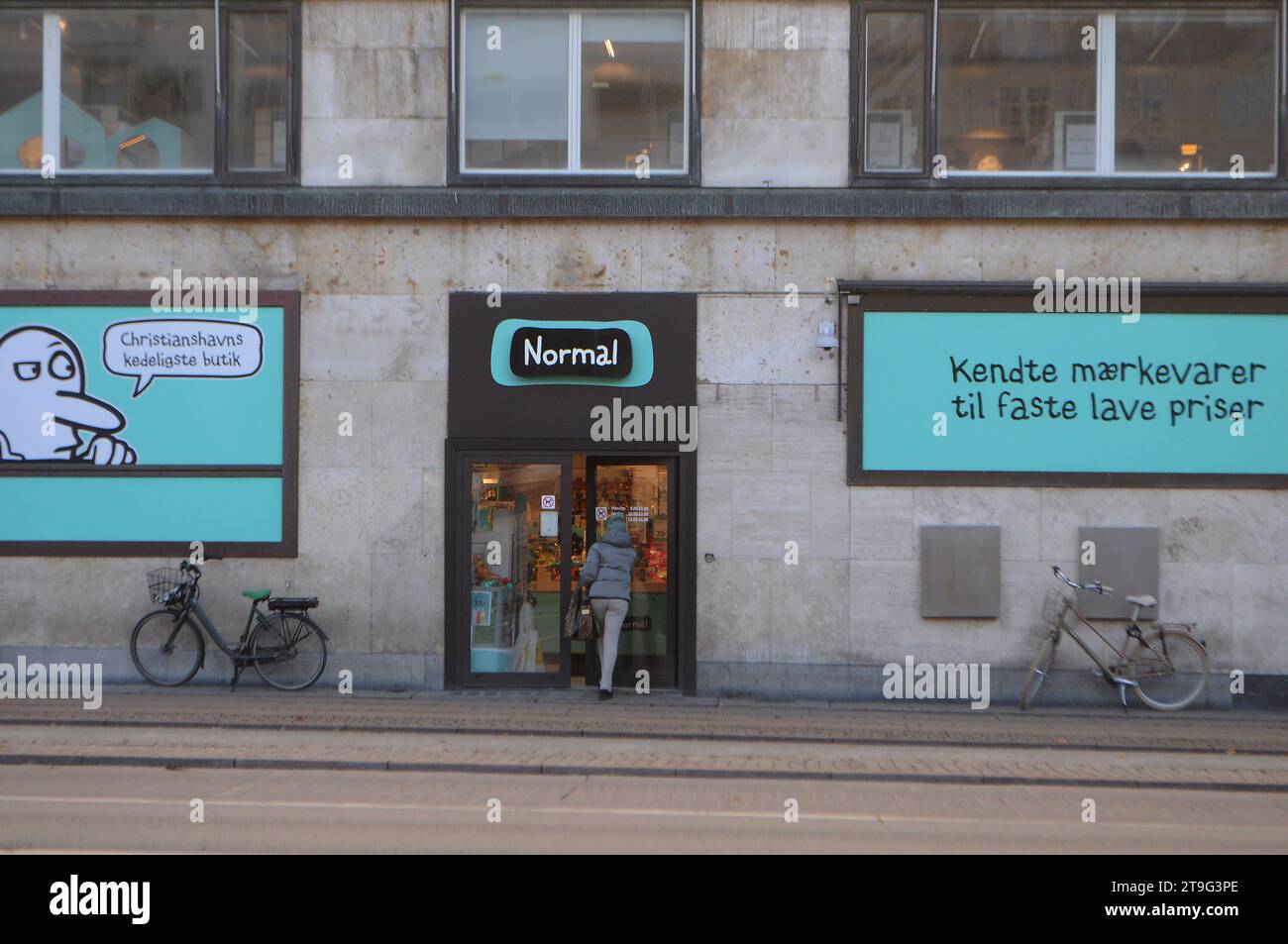 Normanormal store hi-res stock photography and images - Alamy