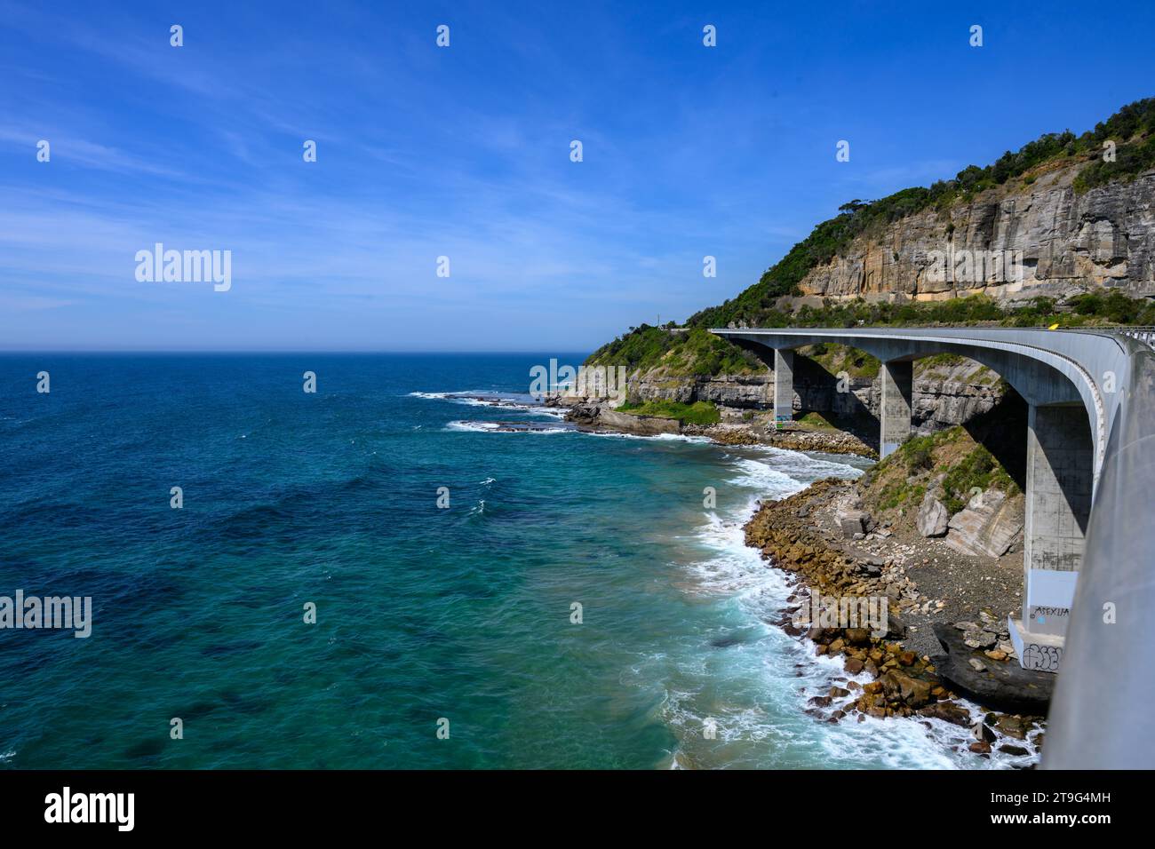 Coastal Sea cliff bridge in Australia Stock Photo - Alamy
