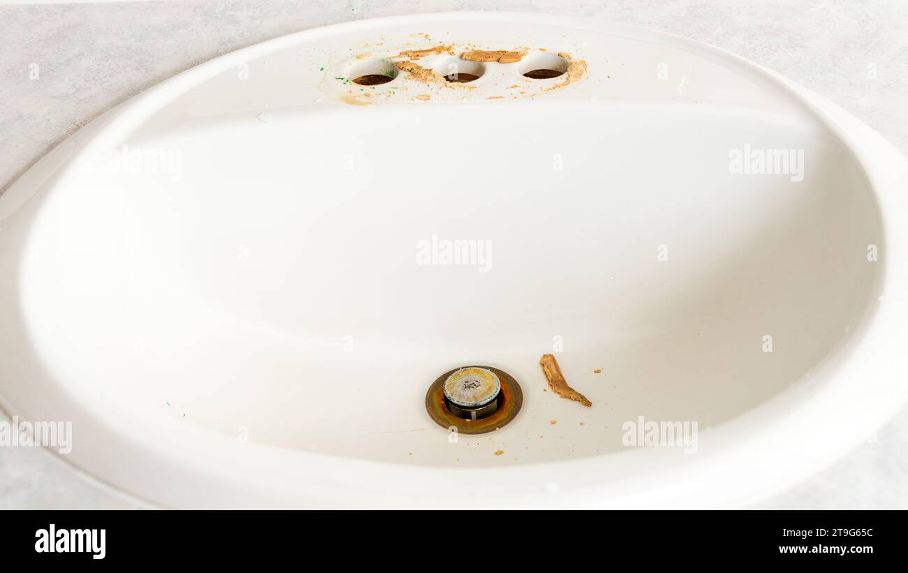 White sink without Faucet under construction Stock Photo - Alamy
