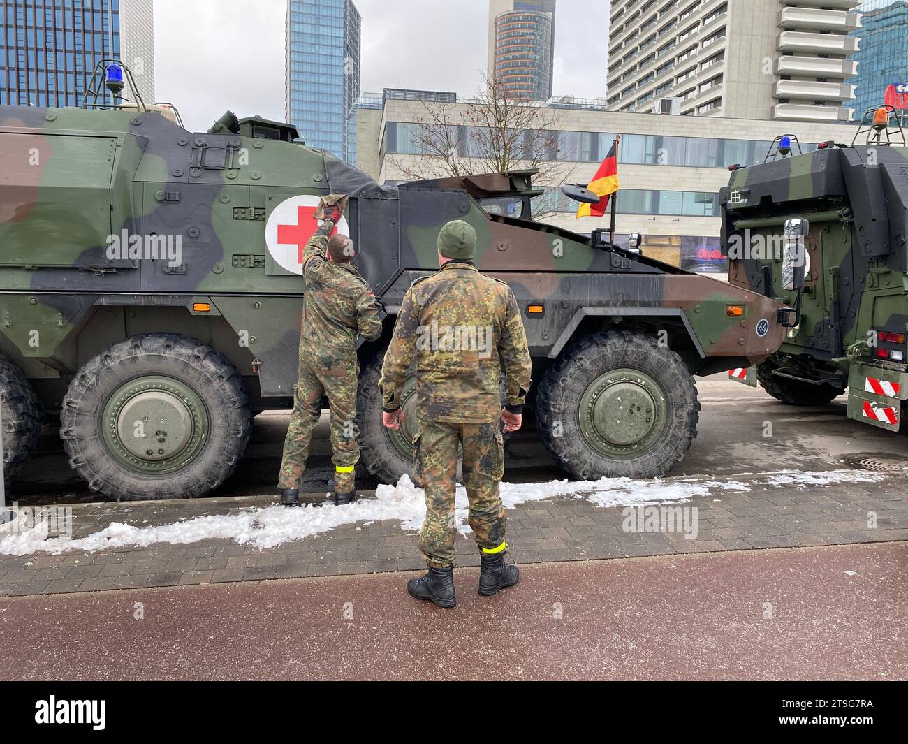 Vilnius, Lithuania. 25th Nov, 2023. A German soldier wipes a Puma ...