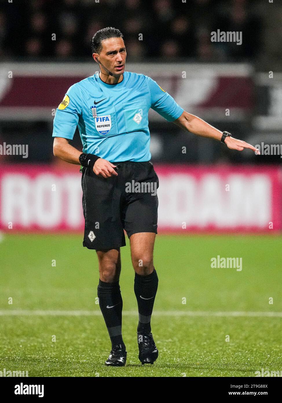Rotterdam, Netherlands. 25th Nov, 2023. Rotterdam - Referee Serdar ...
